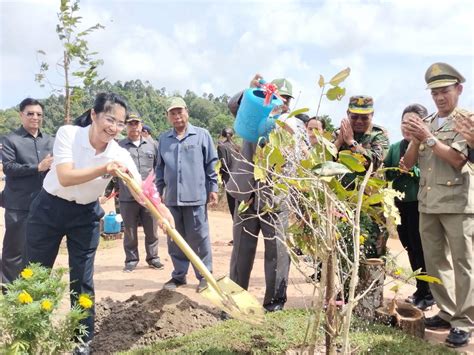សម្ដេចពិជ័យសេនា ទៀ បាញ់៖ ទឹកដីកោះកុង ប្រែក្លាយពីភាពស្ងាត់ជ្រងំ មករីកចម្រើនយ៉ាងឆាប់រហ័ស