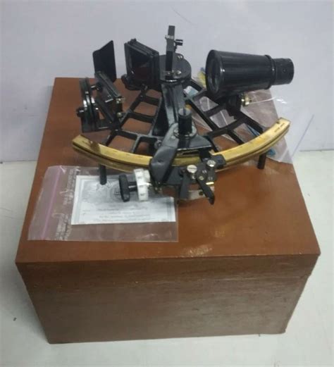 Polished Mild Steelwooden Marine Nautical Sextants Size 250 X 630 Mm