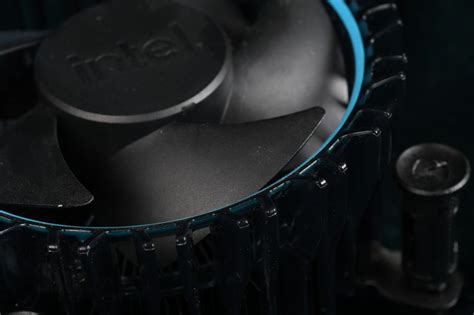 업그레이드된 초코파이 인텔 기본 쿨러 Intel Laminar Rm1 쿨러 리뷰 브레인박스