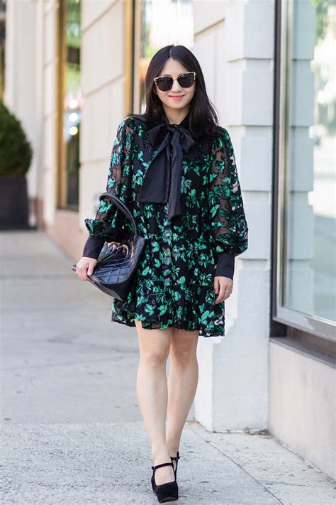 Alice Olivia Rowen Bow Neck Dress Elle Blogs