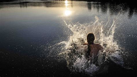 En Autriche Lafflux De Suisses Naturistes Inquiète Blick