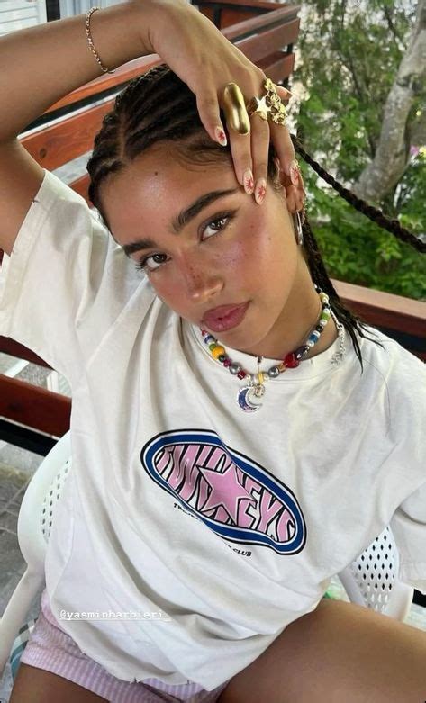 Kaycee Lees Instagram Twitter And Facebook On Idcrawl