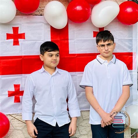 სკოლა ახალი თაობა სკოლა ახალი თაობა” გილოცავთ ახალ სასწავლო წელს 🎉🎈📖🎊🎁📚 გისურვებთ