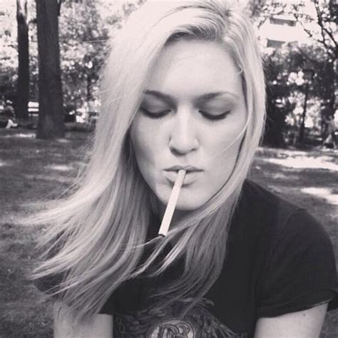 Olivia Nuzzi Vanity Fair To Publish Abstract Unclothed Portrait Of