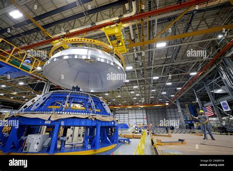 This Imagery Shows How Technicians At Nasas Michoud Assembly Facility