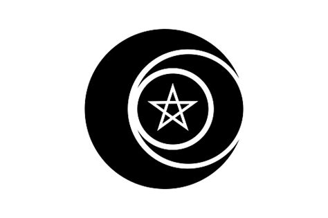 트리플 여신 위칸 심볼과 펜타클 서클 트리플 문 종교 표지판 위카 브랜드 이름 신 이교도 아이콘 문신 지구와 출산 흰색 배경에 고립 된 초승달 절반 및 보름달 벡터 감소에