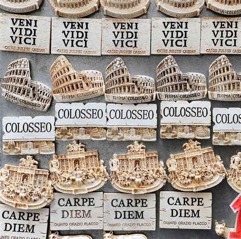 Gandai Apie Lotynų Kalbos Mirtį Perdėti 6 Ilgus Amžius Išgyvenusių