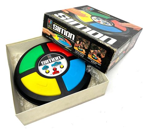Lot A Vintage Simon Computer Controlled Game In Original Box Mb