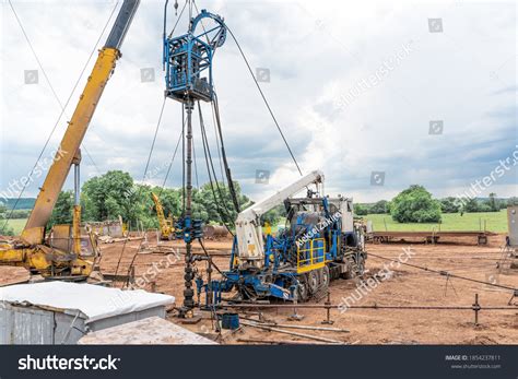 312 Coiled Tubing Rig Royalty Free Photos And Stock Images Shutterstock