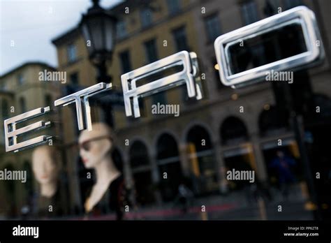 Etro hi-res stock photography and images - Alamy