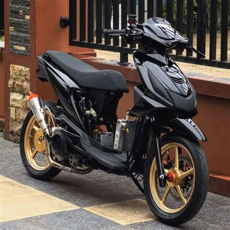 5 Gaya Modifikasi Motor Mtic Honda Beat 2025 Yang Lagi Tren Dari Drag