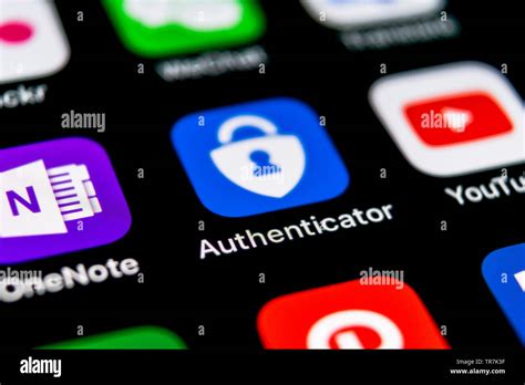 Microsoft Authenticator App Hi Res Stock Photography And Images Alamy
