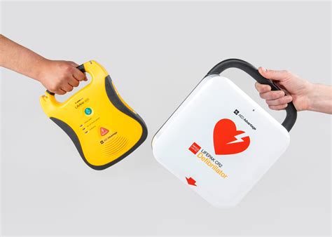 What Is The Difference Between A Defibrillator And A Pacemaker · Aed