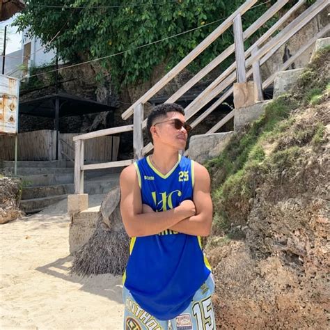 Jhonrey Abella (@jan_janrii) • Threads, Say more