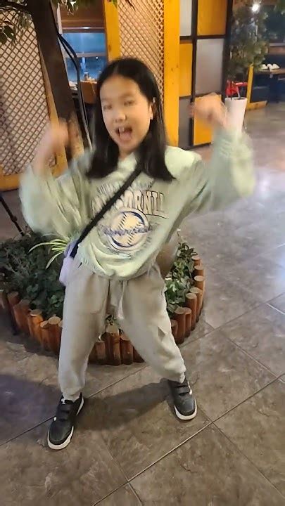 행복하게~😘 춤 추기🤪 Kpop Youtube