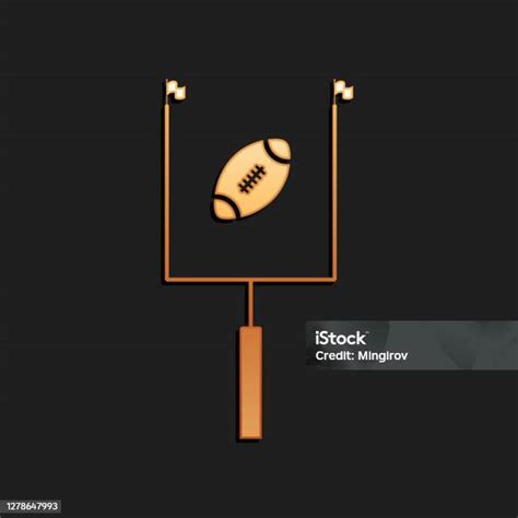 검은 배경에 고립 된 목표 포스트 아이콘과 골드 미식 축구 긴 그림자 스타일 벡터 Championship에 대한 스톡 벡터 아트 및 기타 이미지 Championship