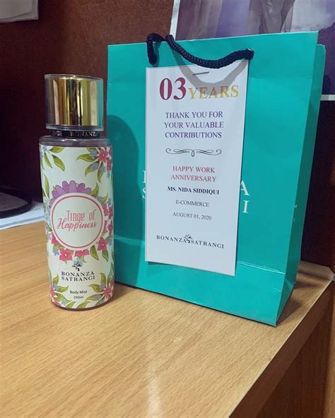 Nida Siddiqui On Linkedin Workanniversary Bonanzasatrangi Ecommerce 22 Comments