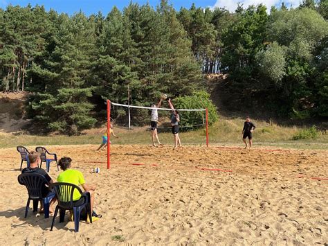 przemysław ciechoński i mateusz matusiak zwyciężają w plażówce