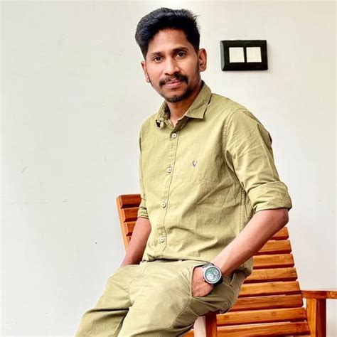 𝗗𝗥.𝗖𝗩 𝗥𝗔𝗝𝗘𝗦𝗛 (@dr_cv_rajesh) • Threads, Say more