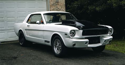 Toms 8 Ball 1965 Mustang Build Breakdown