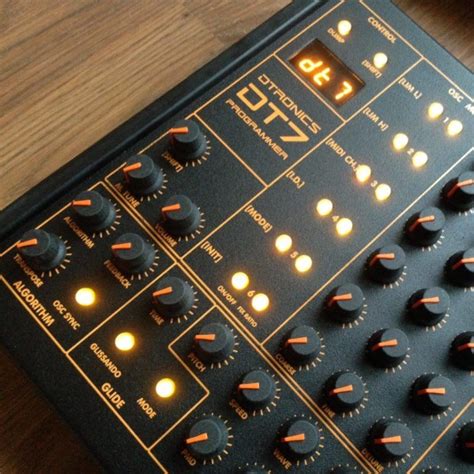 Fm Sounds Dtronics Dt7 Vs Dx7 Programmer By Jellinghaus And Pg200 Replacement Archiv Sequencer News