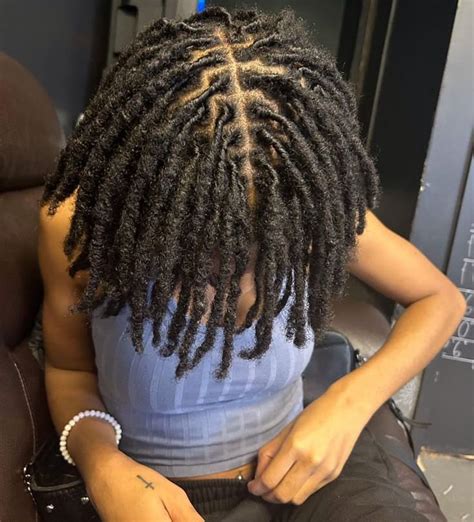 Épinglé Par ♡rebecca♡ Sur Pins By You En 2025 Styles De Coupe De