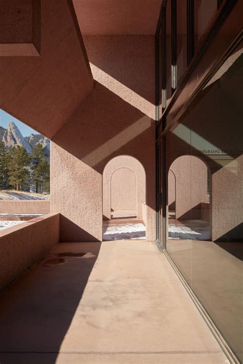 Im Pei S Mesa Lab Captured In New Photographs