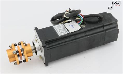 C2097 Yaskawa Electric Ac Servo Motor Sgm 04a314d J316gallery