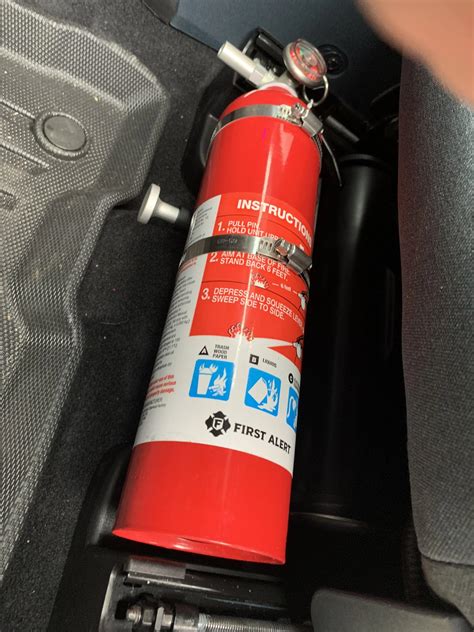 Hiding The Fire Extinguisher In Plain Sight Mavericktruckclub 2022