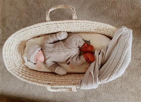 R A I N B O W ცისარტყელა R A I N B O W ცისარტყელა