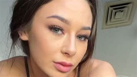 Im A Female Laborer Trolls Accuse Me Of Photoshopping My Body But I