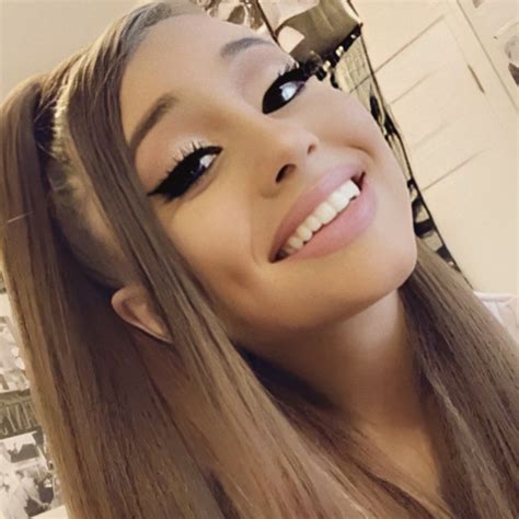 Ariana Grande Twitter Leak Ariana Grande Just Absolutely Roasted An