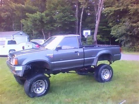 1989 Mazda B 2600 4x4 Lifted Custom Low Miles Only 49k Orig Classic