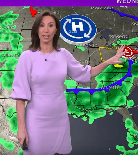 Betsy Kling Rcurvynewswomen