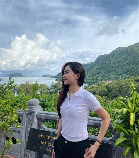 Trần Thu Trang 📖