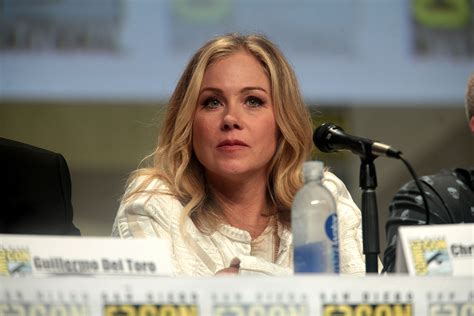 Christina Applegate Breaks Silence On Depression Battle I Dont Enjoy