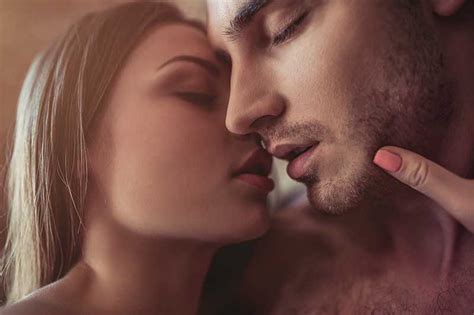 How To Escalate On A First Date Easy Steps To Sex