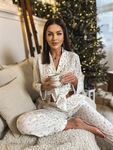 Pi Ama Nelly Star Bia A