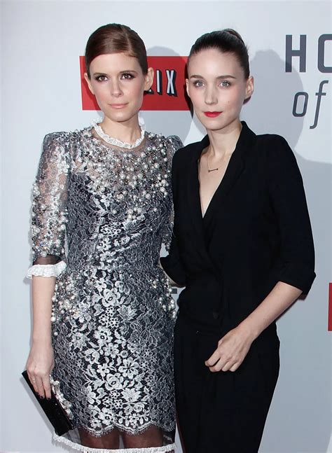 Kate Mara Und Rooney Mara Imperfect Women Fernsehserie Neuigkeiten