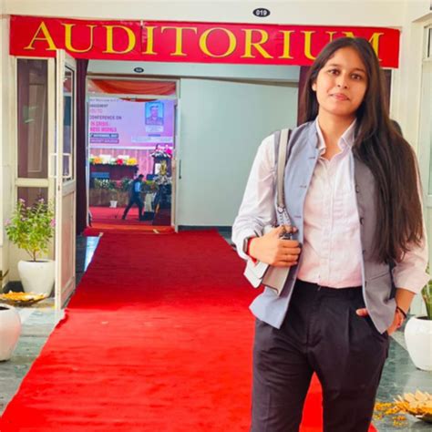 Portfolio Deepanshi Kaushik