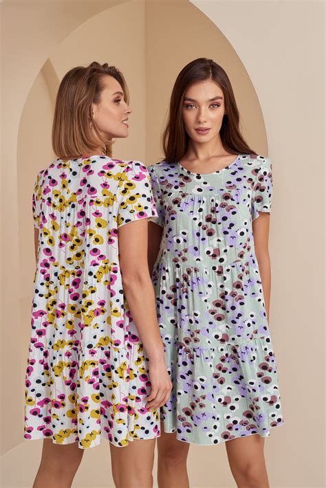 Купити Ярусна сукня з коротким рукавом зі штапелю авторський принт квіти на салатовому міні