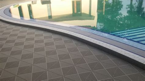 Najbolji Materijali Za Podne Obloge Oko Bazena I Blog