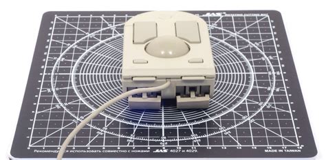 1992 — Ibm Ps 2 Track Ball A Trackball Mouse Combo Mouses