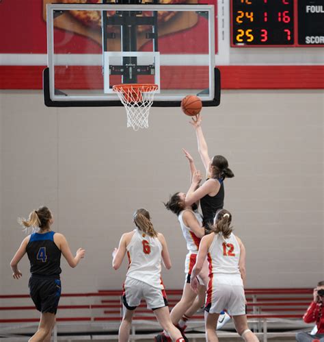 See How She Got Started Oua And Toronto Metropolitan University Basketball Player Tiya Misir Swscd