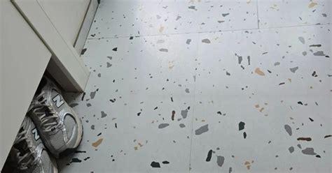 약속해주신 시간보다 조금 더 빨리오셔서 청소전에 꼼꼼히 체크해주시고 안내해주셨어요 구석 구석 깨끗하게 청소도 해주셨습니다 친절하게 응대해주시고 상세하게 설명도해주셔서