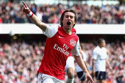 Arsenal Fc Why Arsene Wenger Should Convince Tomas Rosicky To Sign New