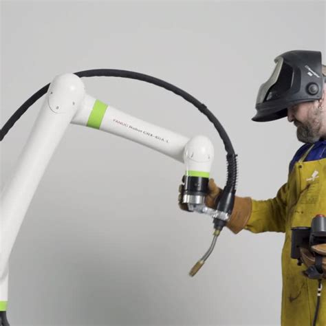 Fanuc Europe On Linkedin Automation Workforceempowerment Crx Cobot Fanuc