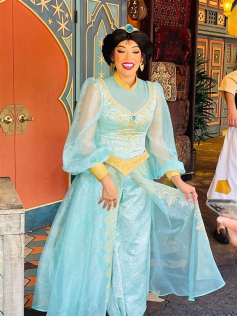 Breaking News Aladdin And Jasmine Meet And Greet Returns To