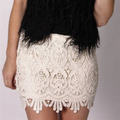 Lace Mini Pencil Skirt I Need It Pretty Outfits Fashion Outfits