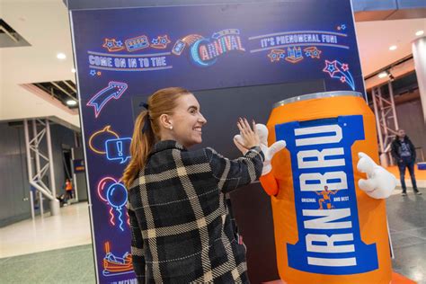 Calling All Glasgow Gingers As Irn Bru Carnival Offers Free Ride To